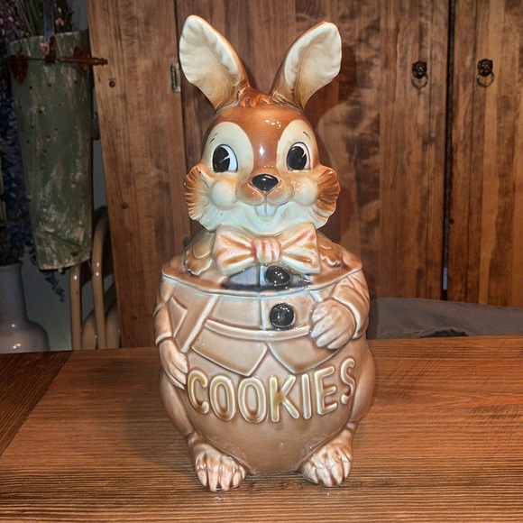 Accents | Vintage Royal Sealy Japan Peter Rabbit Easter Bunny Cookie ...